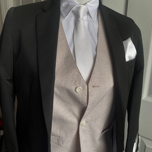 Dockers Izod Van Heusen | Matching Sets | New Youngman Brown Van Heusens Threepiece Suit | Poshmark